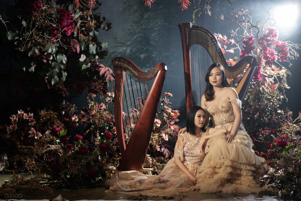 Debbie & Jessica Portraiture - Axioo